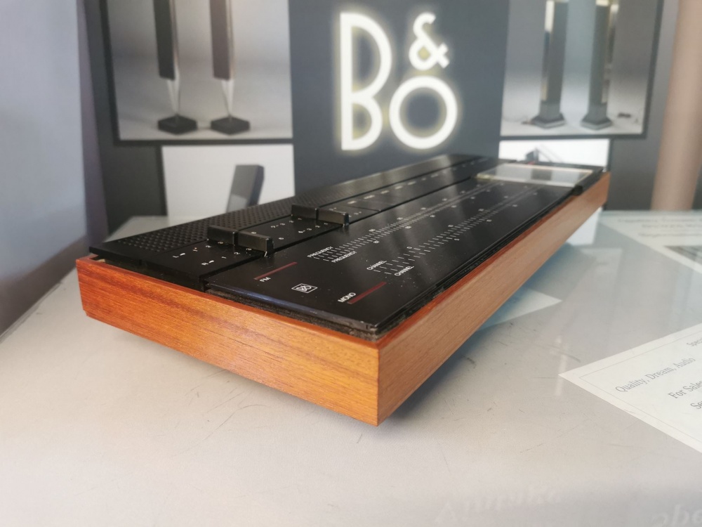 BEOMASTER 1001 - Quality Dream Audio